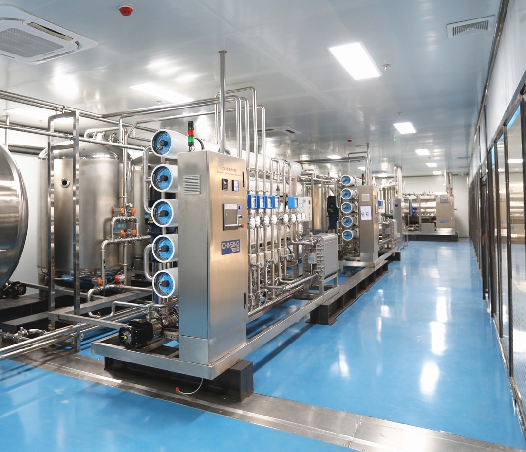 GMP RO Water Plant Machine 7.5w Water Treatment Reverse Osmosis Water ...